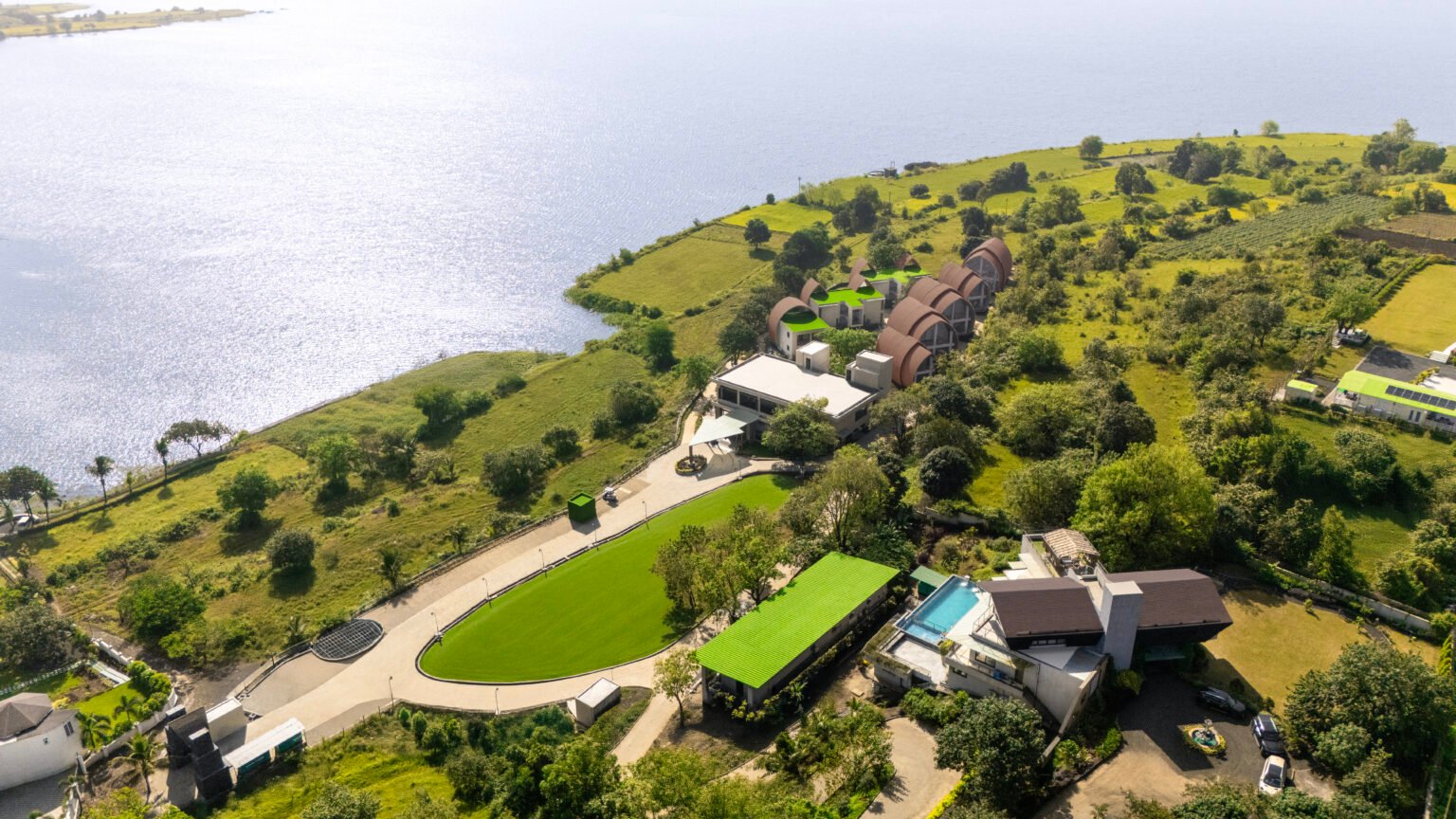 ARK Lake Resort – Luxury Rooted in Nature